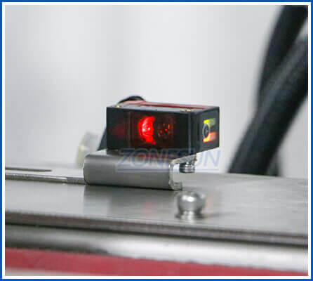 Twist Off Cap Capping Machine